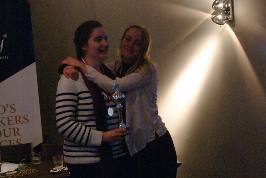 Achte Minute» International News of debating clubs Turniere ...